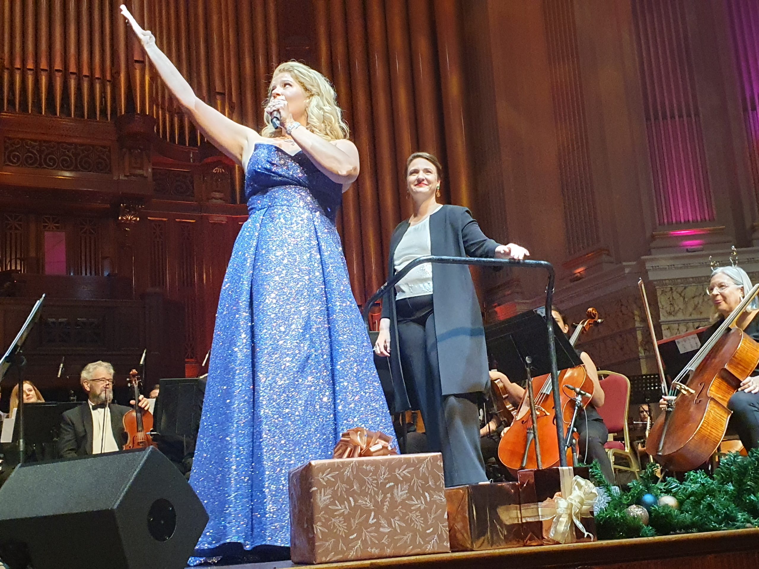 Pictures of Christmas Spectacular with Mirusia Louwerse in Brisbane ...