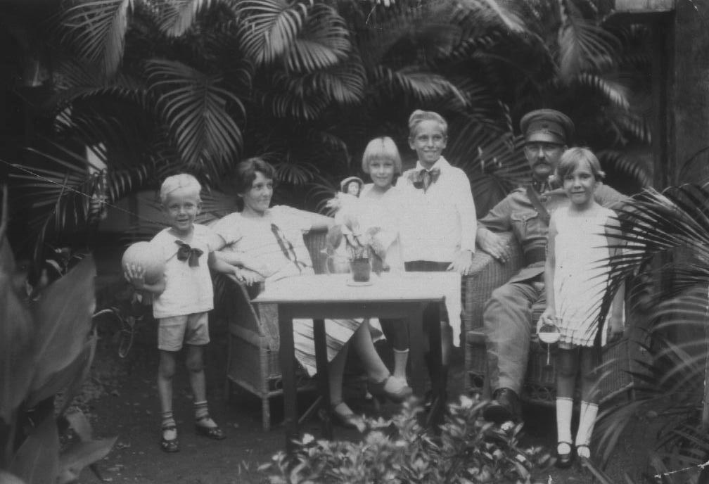 A fascinating link between the Boven Digul Camp, the 18th NEI Squadron ...