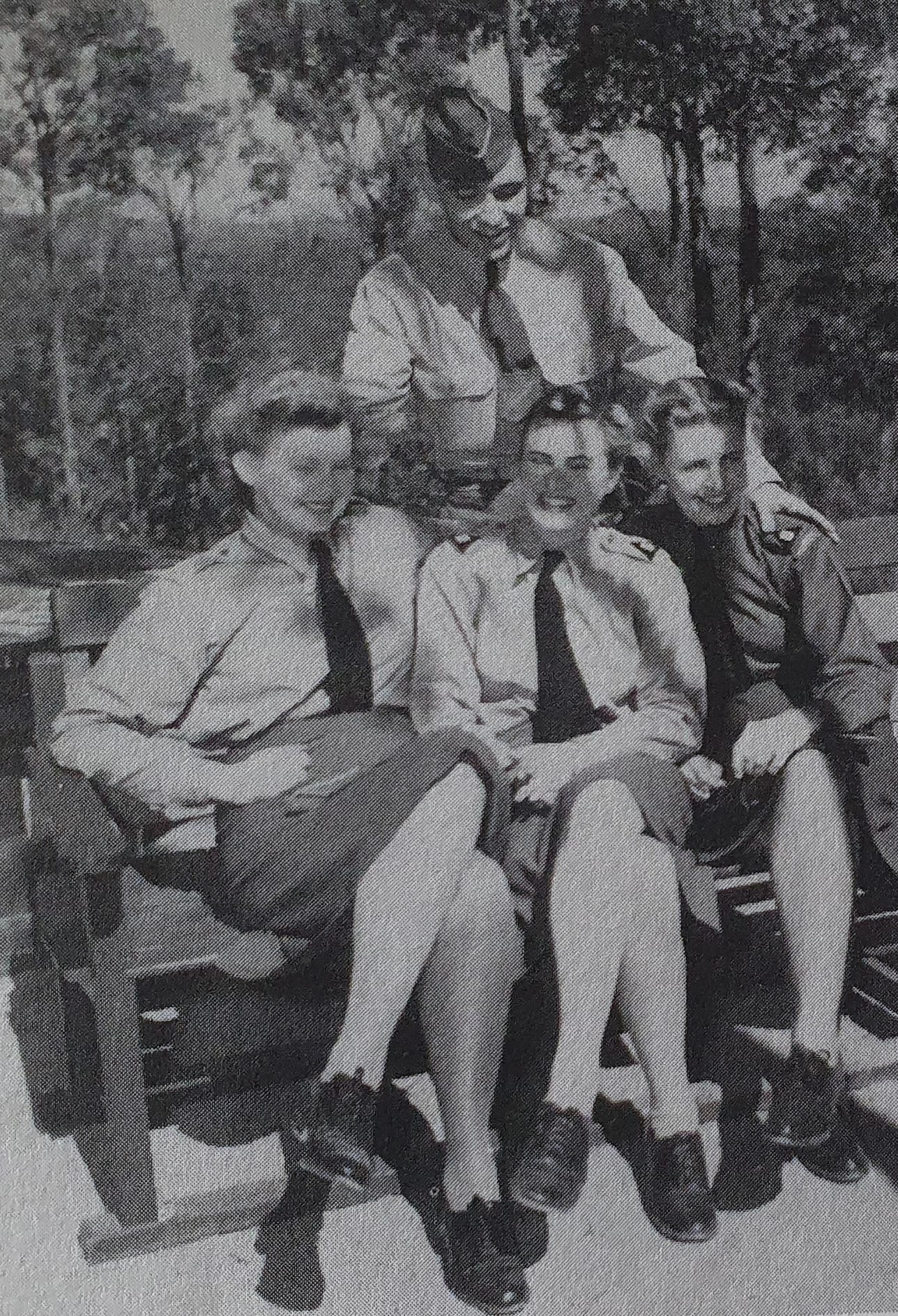 Dutch Women Army Corps at Yeronga Park Brisbane (WWII) - Dutch ...