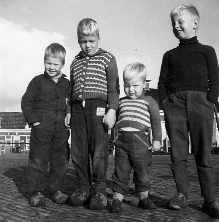 Almar Zaadstra - Painter of Australian history - Dutch Australia ...