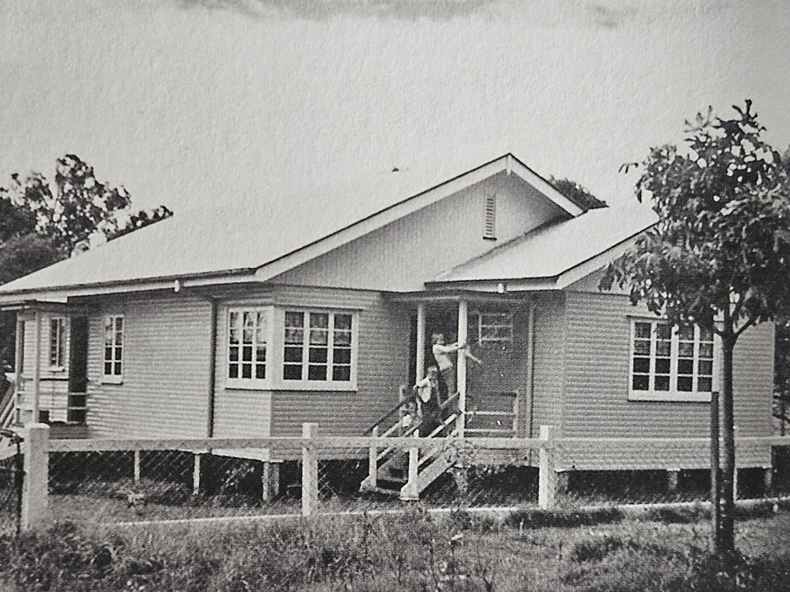 Dutch migrant family Douwes settles in in Inala, Brisbane - 1961 ...